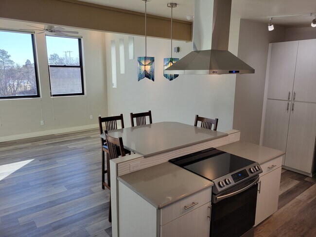 23 Puma Path, Manitou Springs, CO 80829 - House Rental in Manitou ...