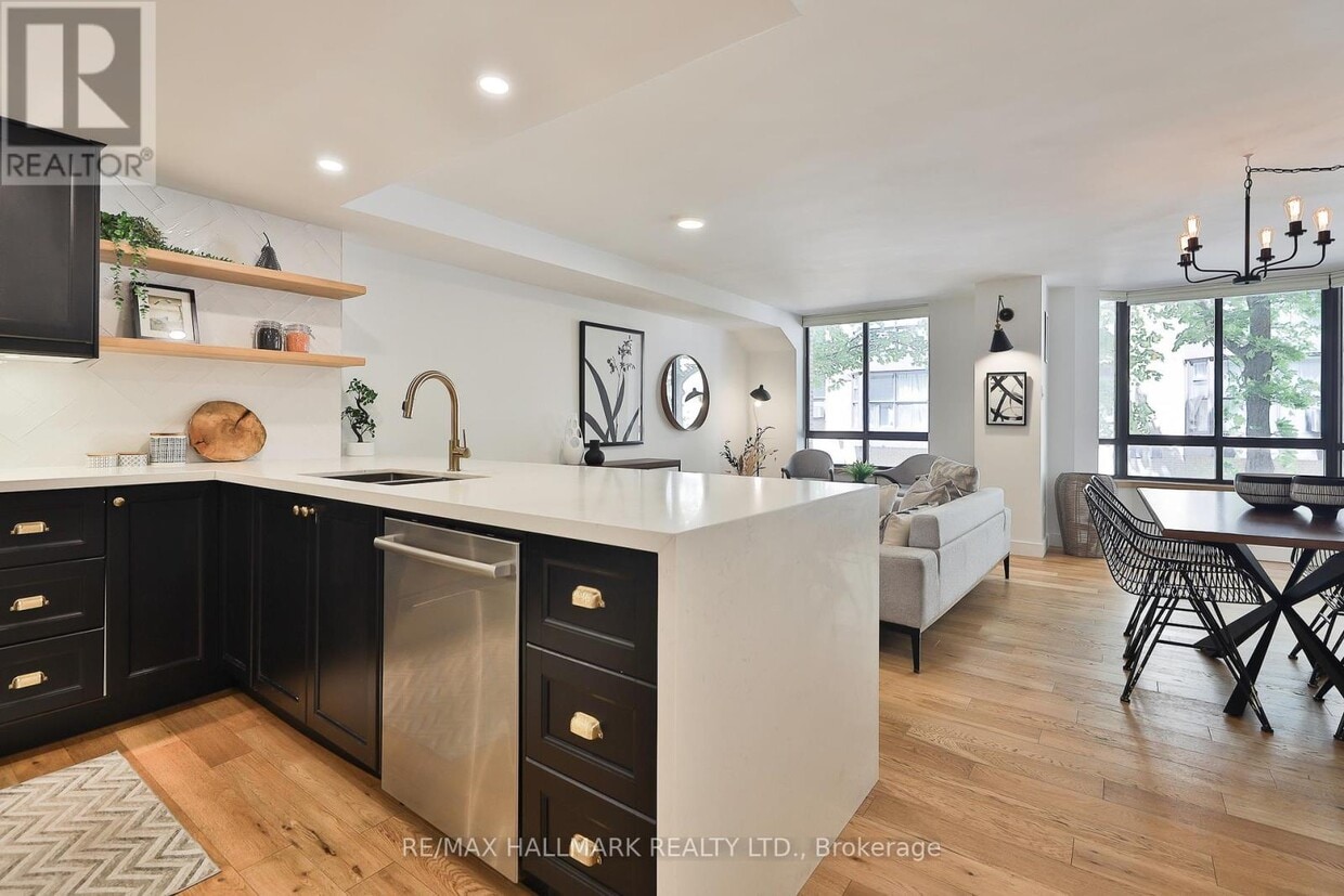 211 St Patrick St Unité 206, Toronto, ON M5T 2Y9 - Appartement à Louer ...