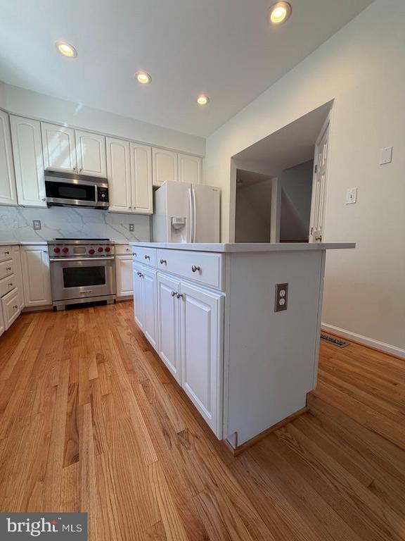20539 Ashley Terrace, Sterling, VA 20165 - Townhome Rentals in Sterling ...