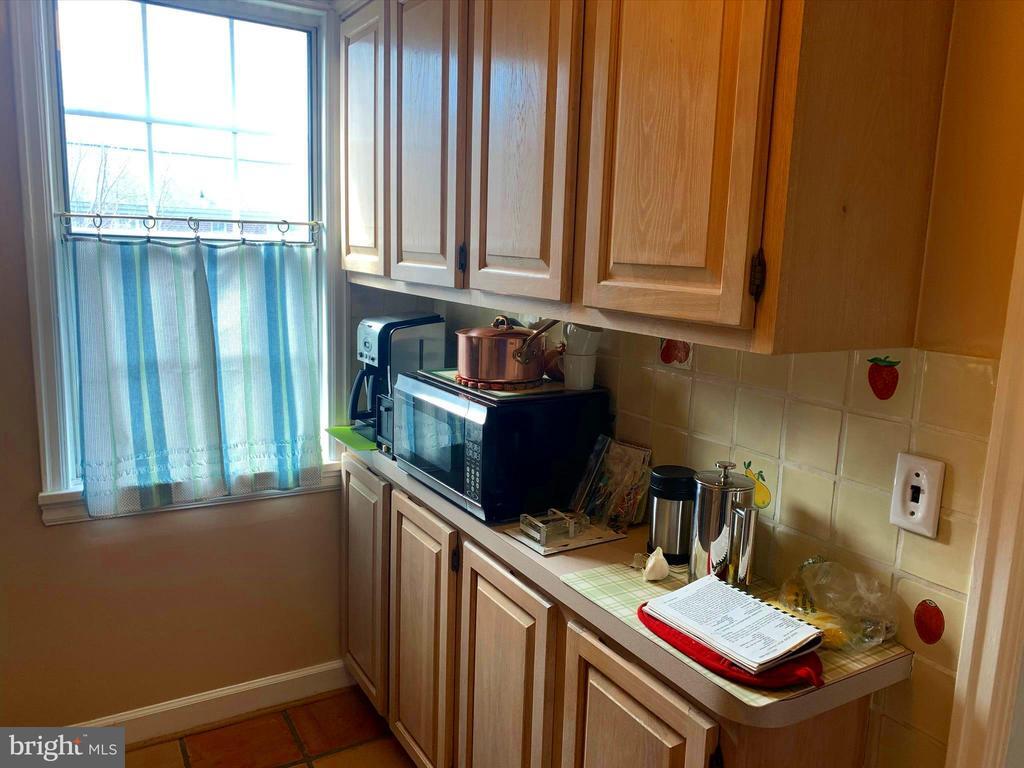 6600 Potomac Ave Unit B2, Alexandria, VA 22307 - Room for Rent in ...