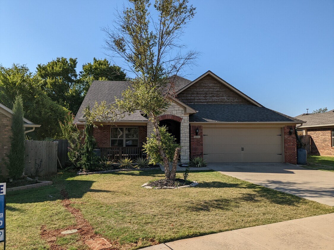 2508 Black Oaks Cir, Norman, OK 73071 - House Rental in Norman, OK | Apartments.com