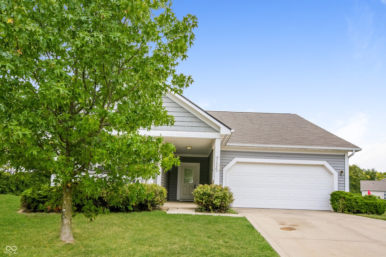 11550 Long Lake Dr., Indianapolis, IN 46235 - House Rental in ...