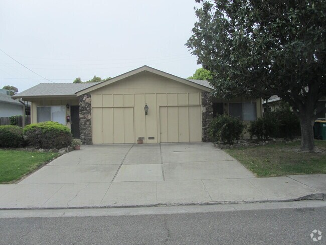 Carson Ranch Apartments for Rent with Parking - Stockton, CA - 2 ...