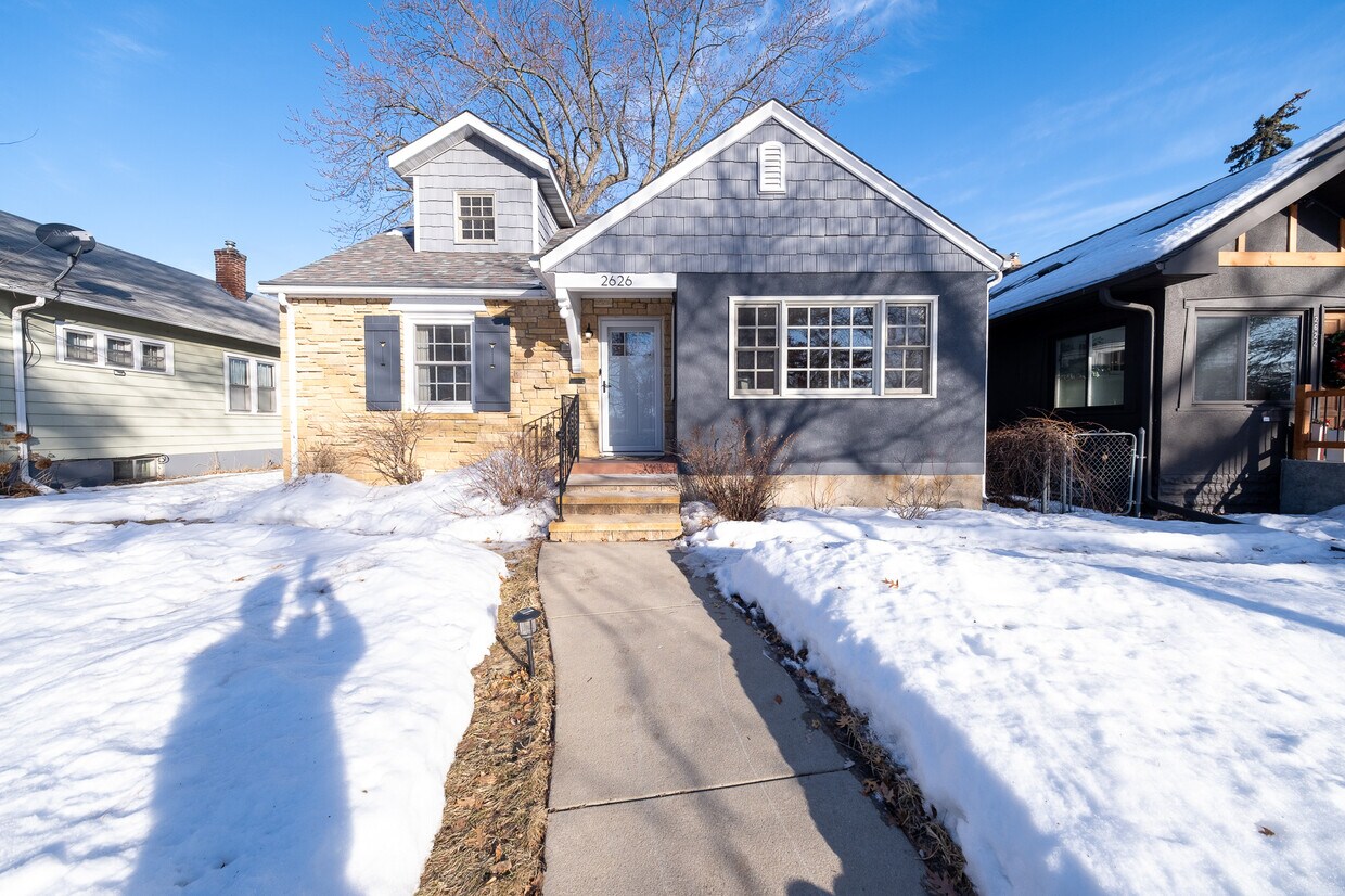 2626 N Vincent Ave, Minneapolis, MN 55411 - House Rental in Minneapolis ...