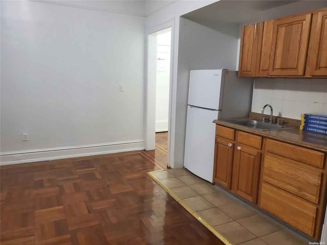 37-50-3786 86th St Unit 33, Queens, NY 11372 - Room for Rent in Queens ...
