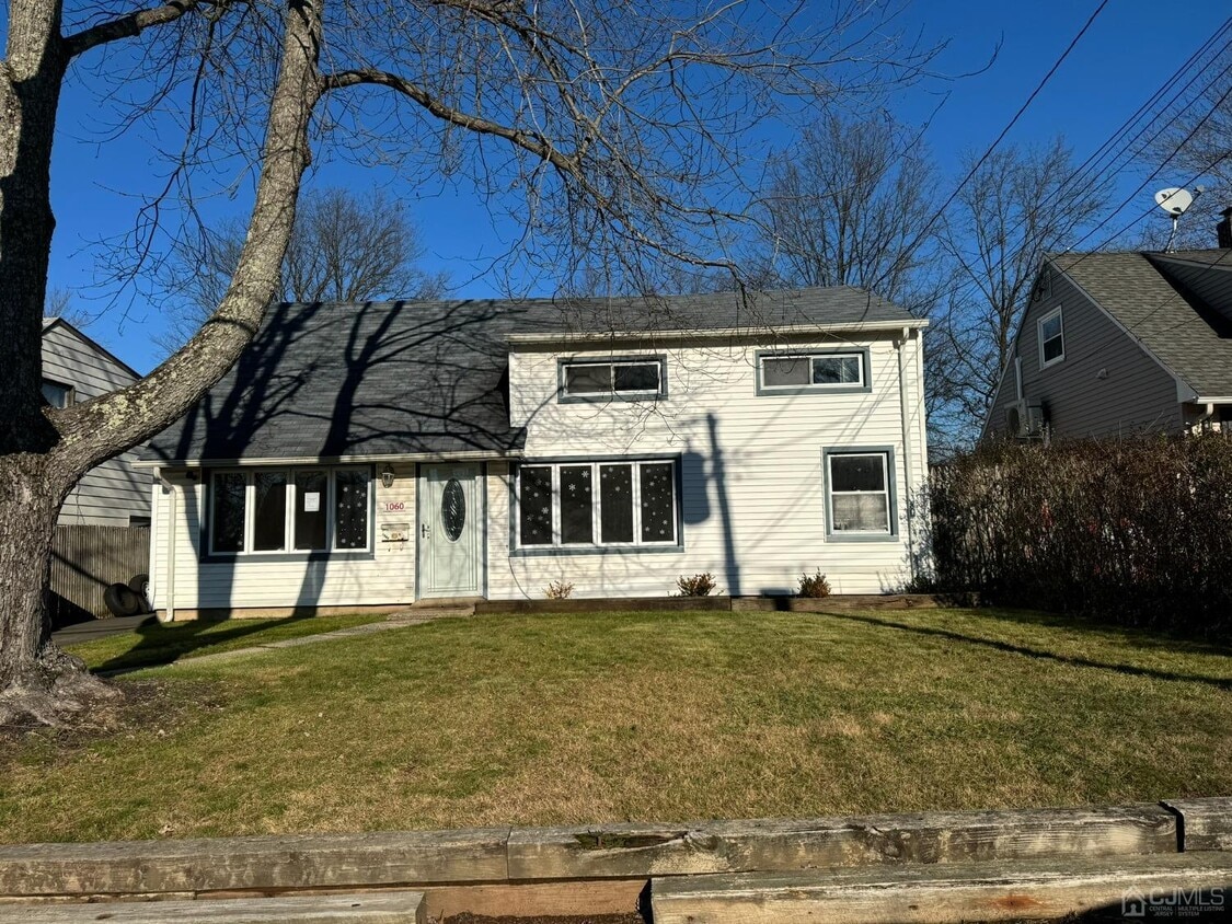 1060 Woodruff St, Woodbridge Township, NJ 08830 - House Rental in ...
