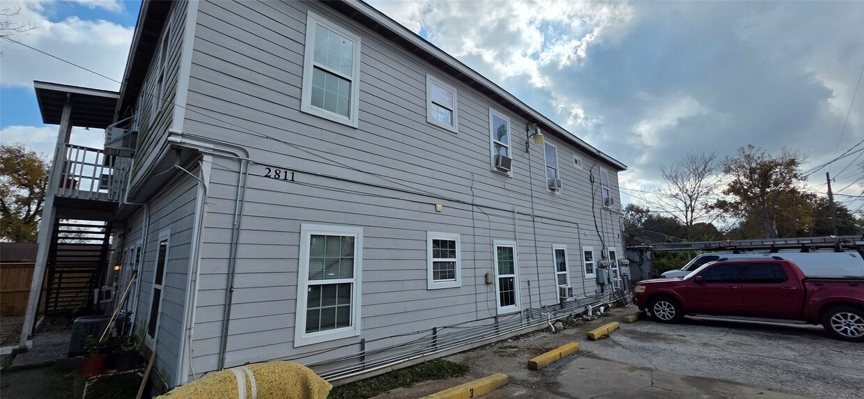 2811 Iola St Unit 8, Houston, TX 77017 - Room for Rent in Houston, TX ...