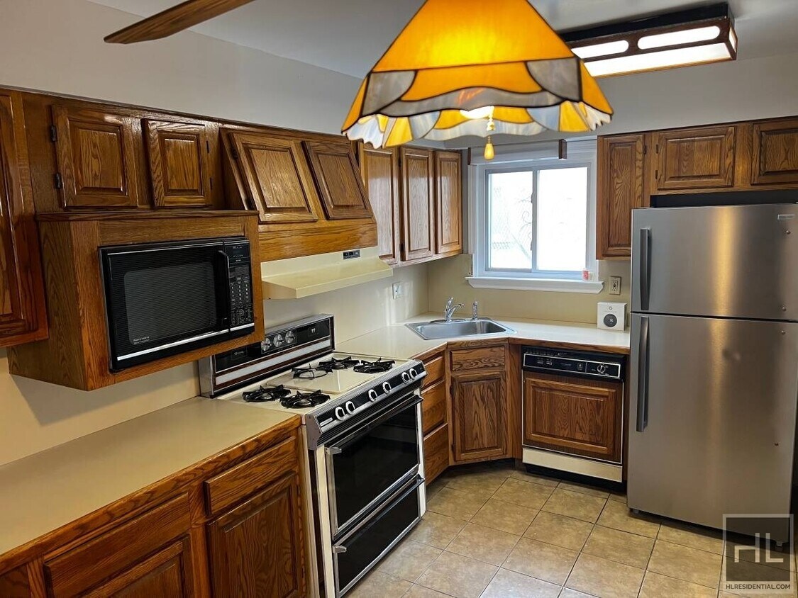 116-23 Inwood St Unit 1, Queens, NY 11436 | Apartments.com