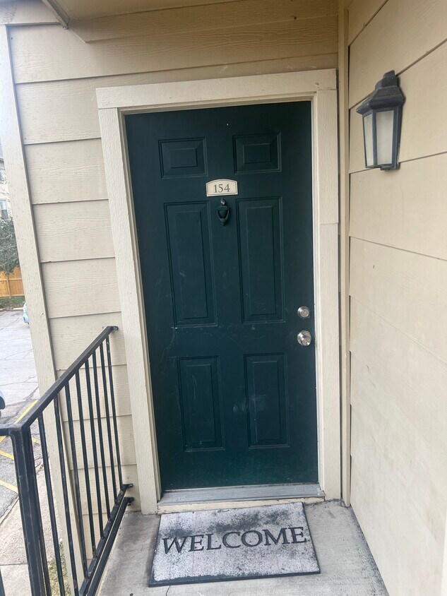 8100 Creekbend Dr, Houston, TX 77071 - Condo for Rent in Houston, TX ...