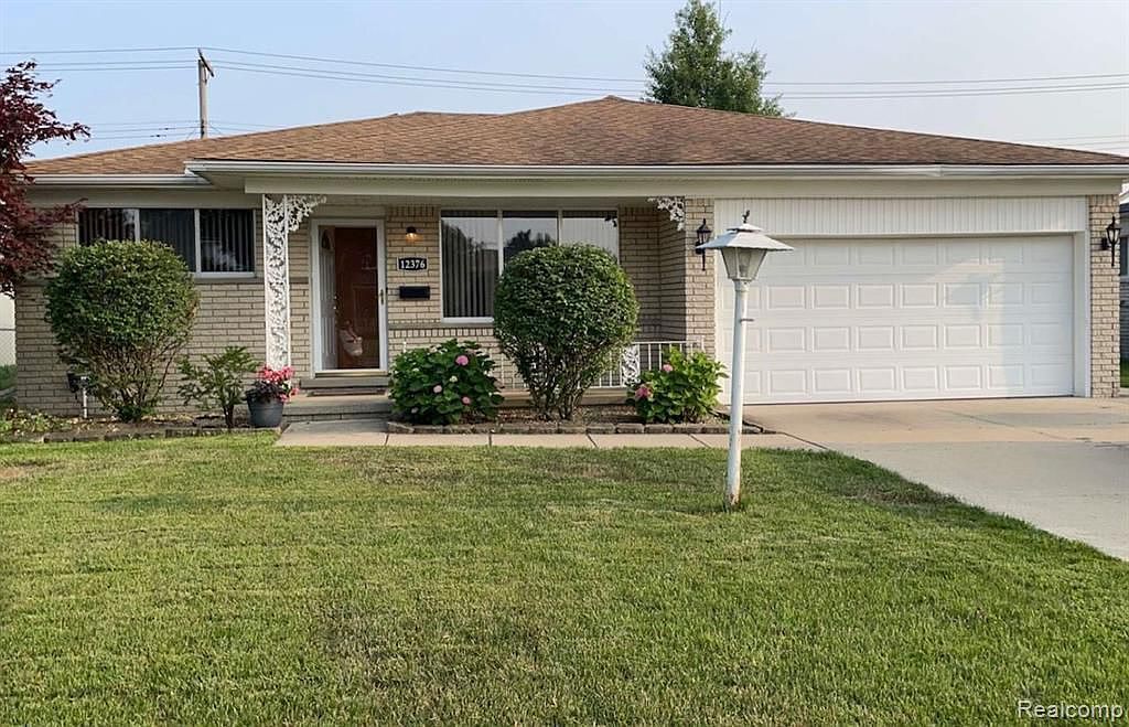 12376 Canterbury Dr, Sterling Heights, MI 48312 - House Rental in ...