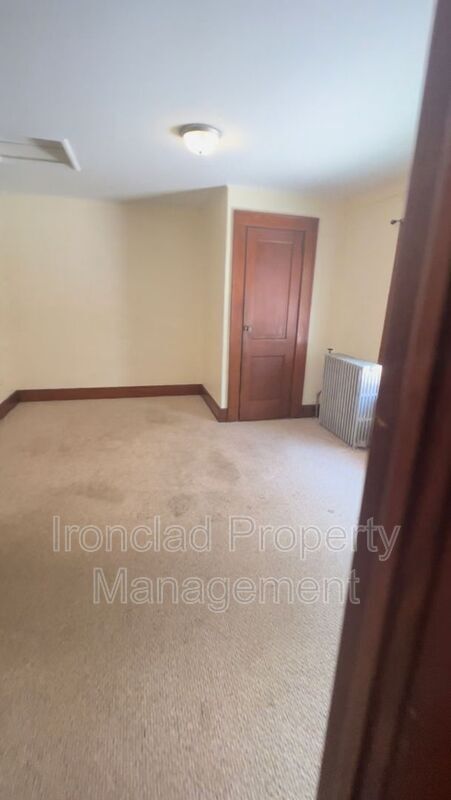 328 Main St Unit 328 Main St Floor 2 Front, Cromwell, CT 06416 - Condo ...