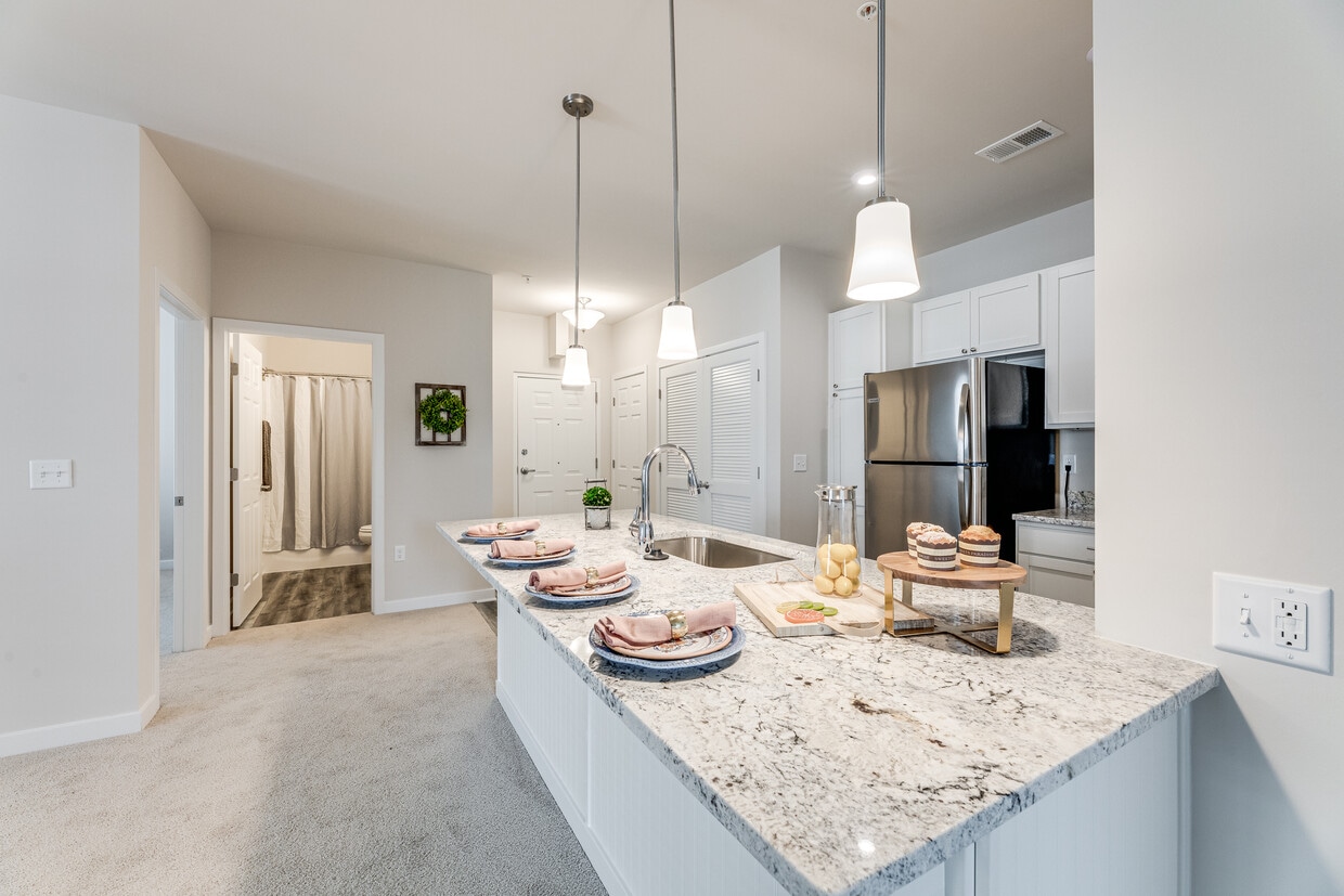 Merchants Square Residences - 9010 Old Battlefield Blvd Spotsylvania ...