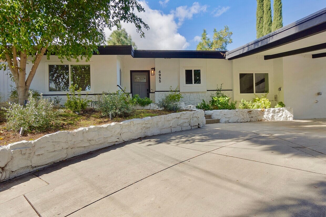 4955 Alatar Dr, Woodland Hills, CA 91364 - House Rental in Woodland ...