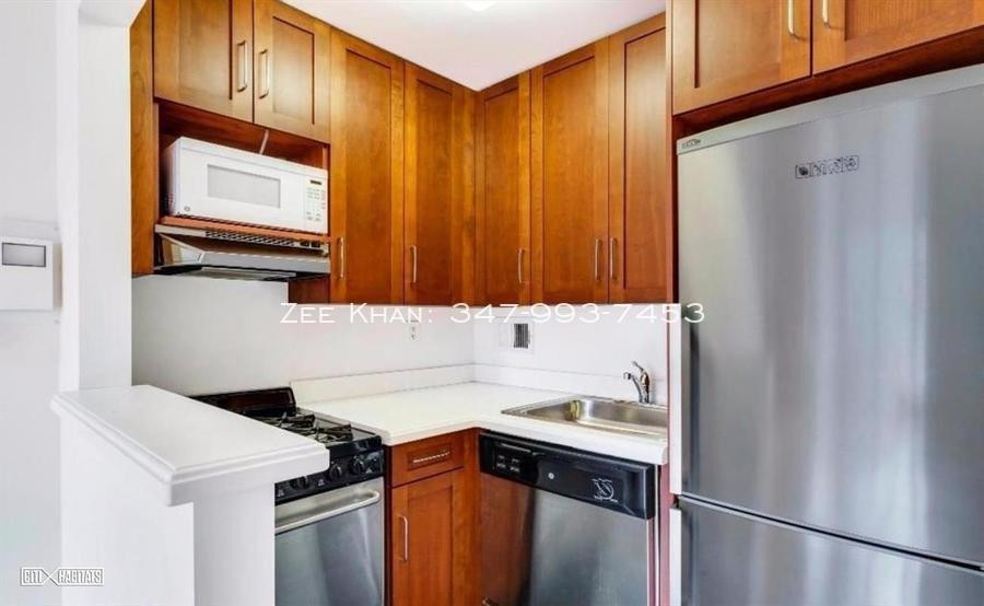 1659 York Ave, New York, NY 10128 - Room for Rent in New York, NY ...