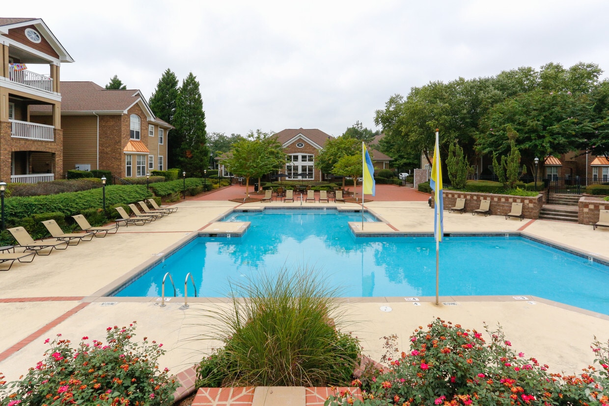 Brookstone Apartments Charlotte Nc