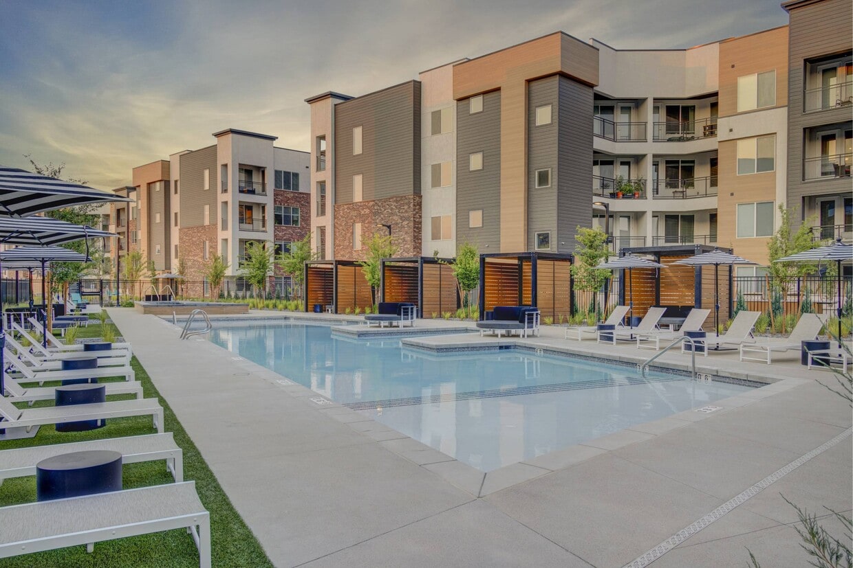 Reveal Apartments & Townhomes - 13601 S 600 W Draper, UT 84020 ...