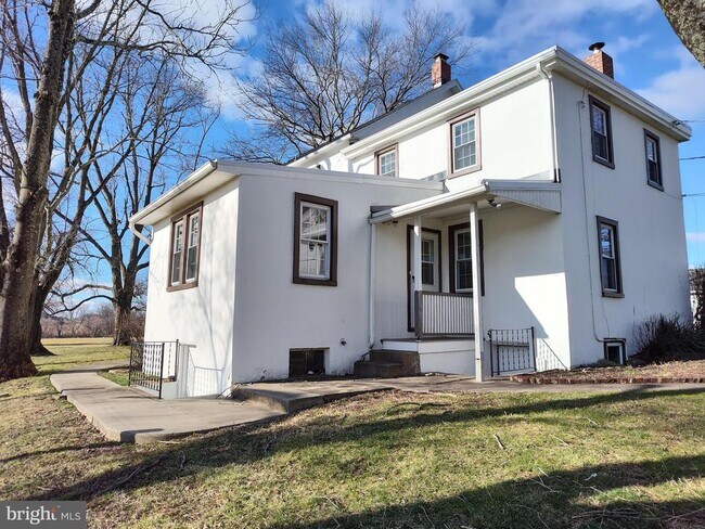 140 Walter Rd, Chalfont, PA 18914 - House Rental in Chalfont, PA ...
