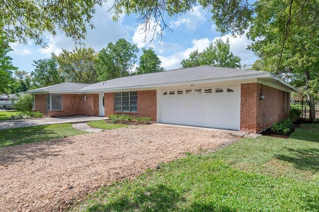 197 Ilfrey St, Baytown, TX 77520 - House Rental in Baytown, TX ...