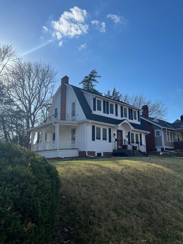 1424 S 46th St, Omaha, NE 68106 - House Rental in Omaha, NE ...