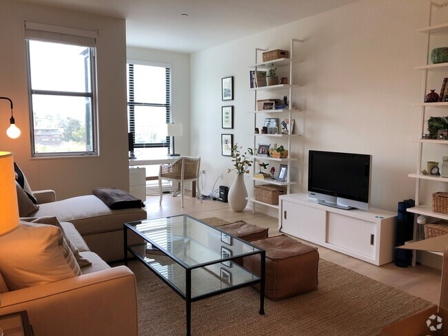 Hunters Point Apartments for Rent with High Ceilings - San Francisco ...