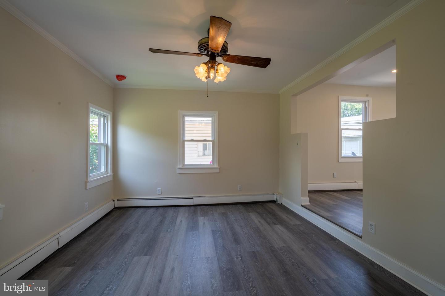 733 Oxford Ave, Tullytown, PA 19007 - House Rental in Tullytown, PA ...