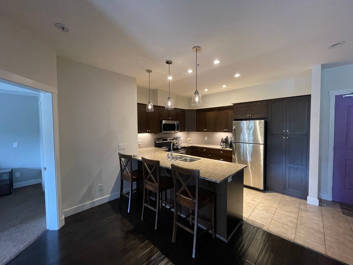 2210 Shannon Ridge Dr Unit 1209, West Kelowna, BC V4T 2T6 - Condo for ...