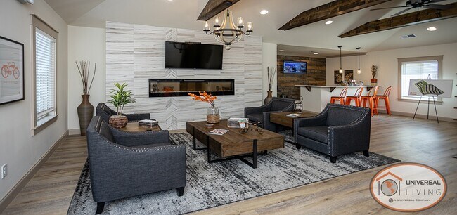 Universal at Mockingbird Lane - 234 Mockingbird Ln Johnson City, TN ...