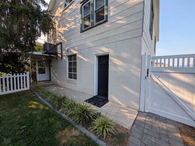 Woodmere South Apartments for Rent with Extra Storage - Middletown, MD ...