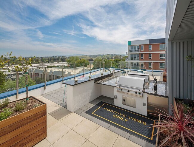 Chroma Apartment Homes Rentals in Canoga Park at 6709 Independence Ave ...