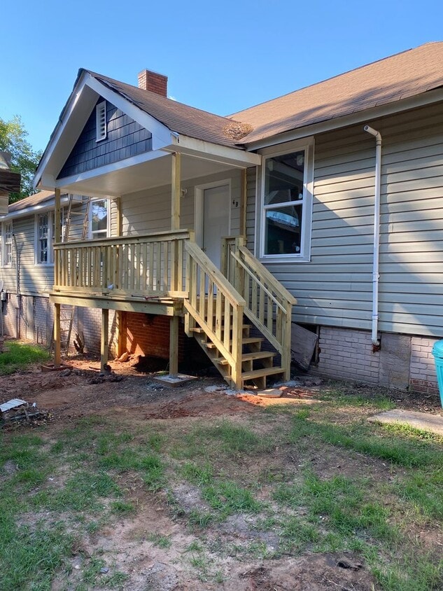 4 Poplar St Unit 4 B Poplar Street, Porterdale, GA 30014 - Room for Rent in Porterdale, GA ...