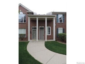 Maple Crossing Apartments for Rent with Utilities Included - Walled ...