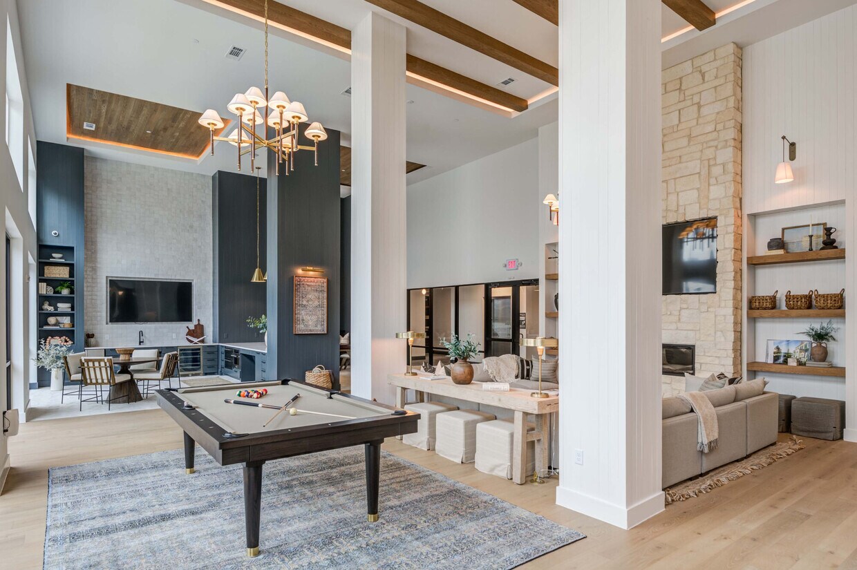 The Grayson on 4th - 2001 E 4th St Fort Worth, TX 76102 | Apartments.com