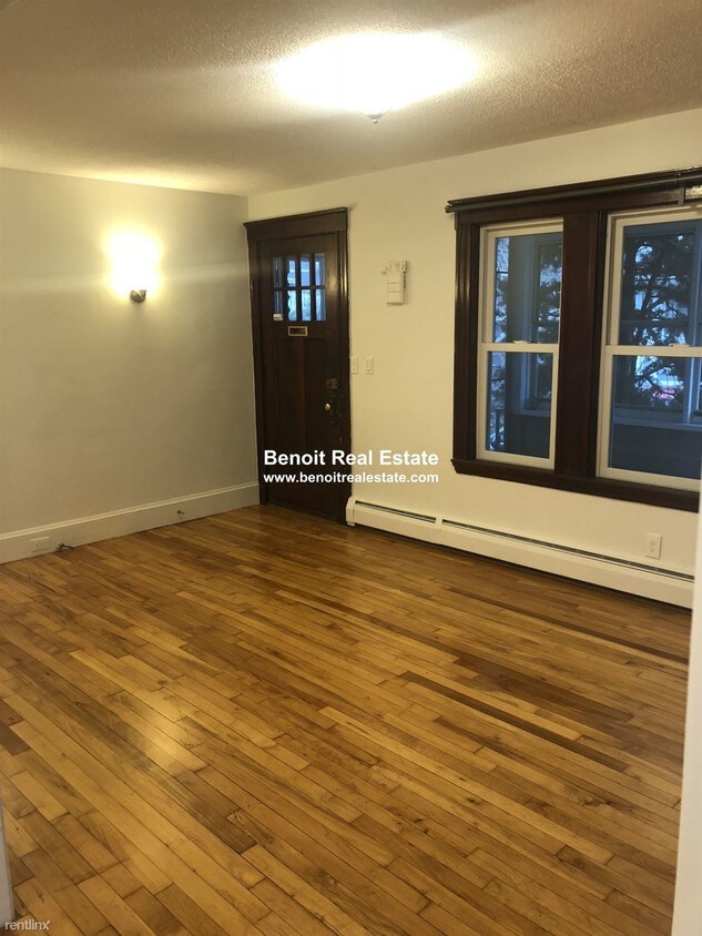 18 Cady Ave Unit Apt 1, Somerville, MA 02144 - Room for Rent in ...