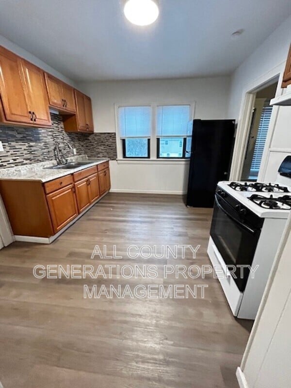 9612 Lamontier Ave, Cleveland, OH 44104 - Condo for Rent in Cleveland ...