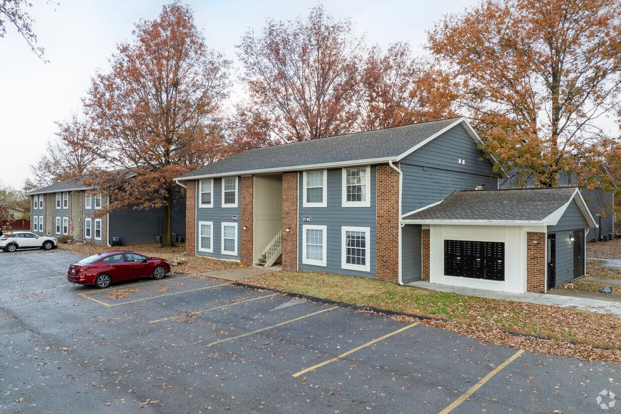 Chouteau Bay Apartments - 109 Whitsell Way Pontoon Beach, IL 62040 ...