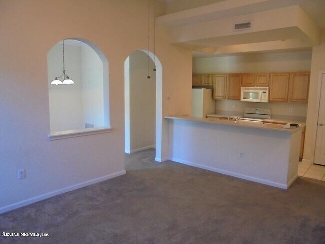 10075 Gate Pkwy N Unit 2207, Jacksonville, FL 32246 - Condo for Rent in ...