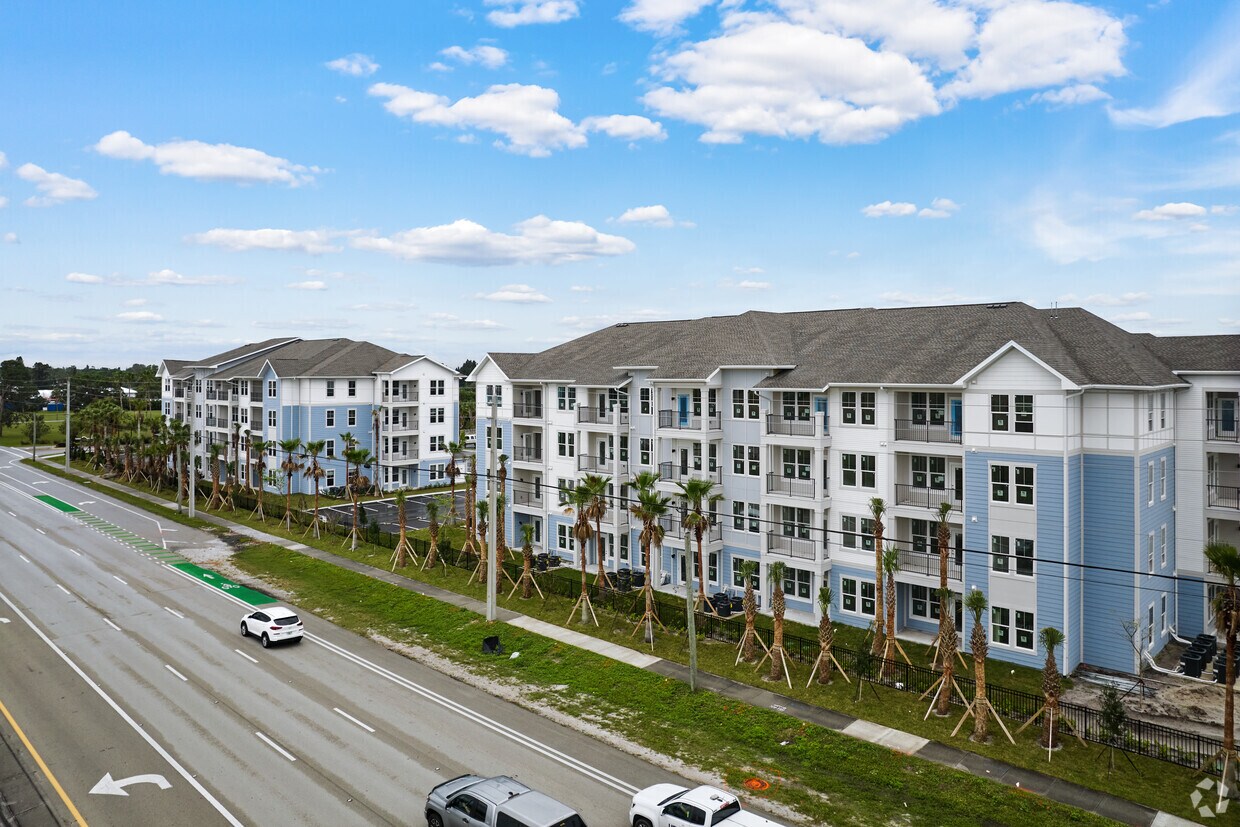 Mason Stuart - 4585 SE Federal Hwy Stuart, FL 34997 | Apartments.com