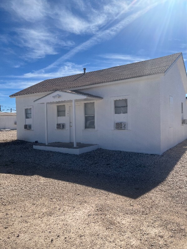 Apartments for Rent with Hardwood Floors Near Pep NM | Apartments.com
