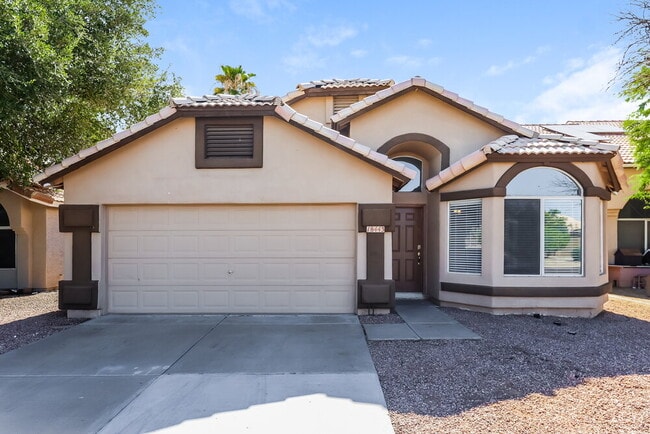 Pepper Ridge Apartments for Rent with a Yard - Phoenix, AZ - Updated ...