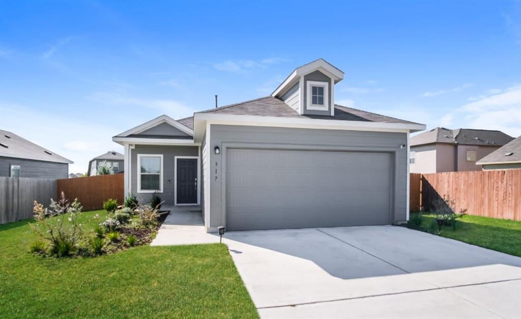 317 Emerald Green Trail, Mustang Ridge, TX 78610 - House Rental in ...