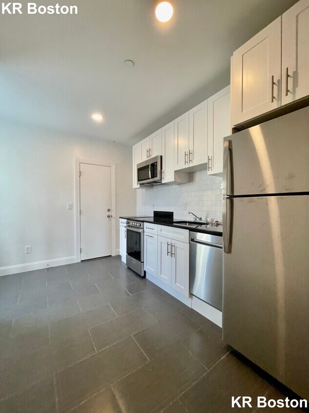 130 Sutherland Rd Unit 1, Boston, MA 02135 - 130 Sutherland Rd Boston ...