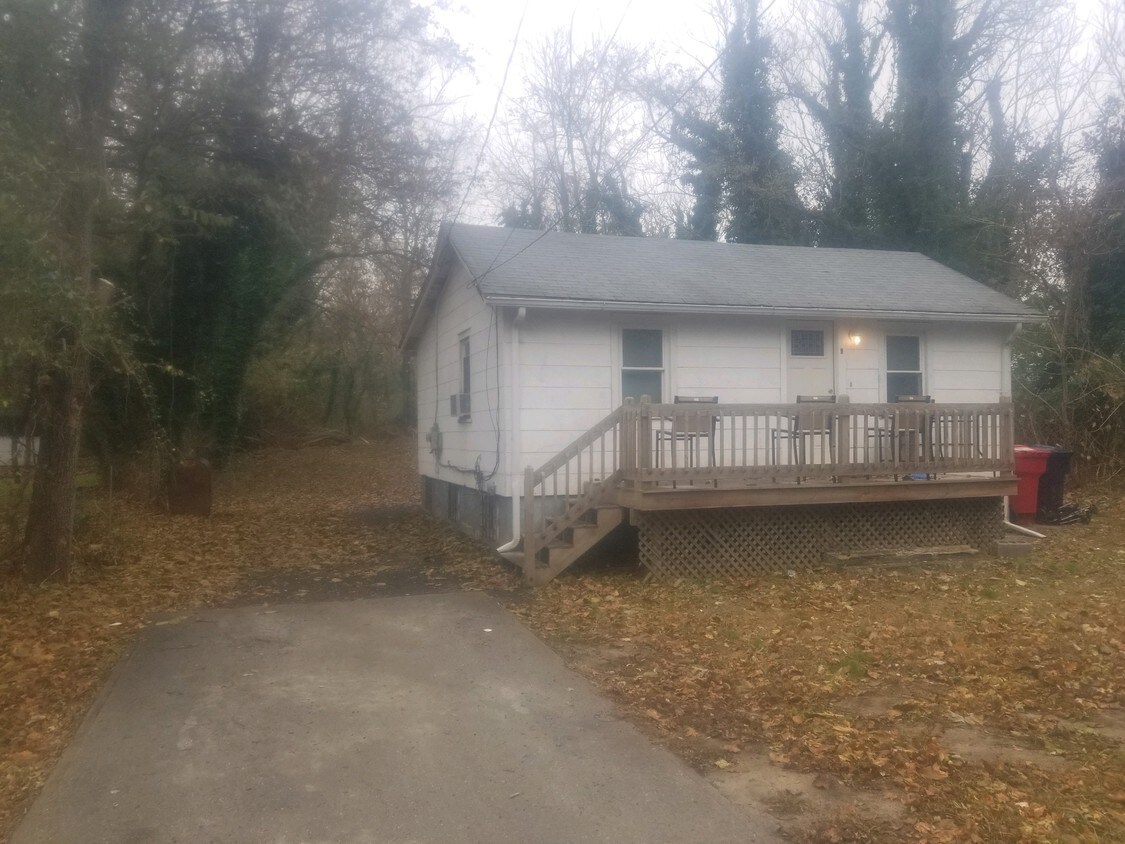 9 Wiley St, Bridgeton, NJ 08302 - House Rental in Bridgeton, NJ ...