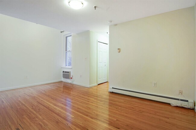 711 Willow Ave Unit 1G, Hoboken, NJ 07030 - Condo for Rent in Hoboken, NJ | Apartments.com
