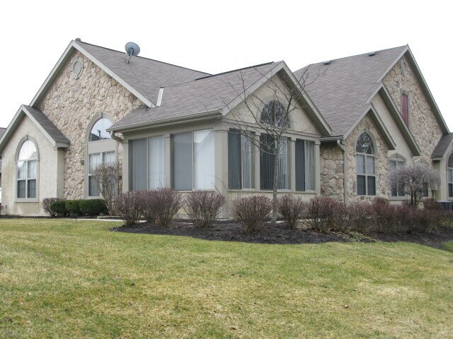 258 Stonebend Dr Unit 258, Powell, OH 43065 - Condo for Rent in Powell ...