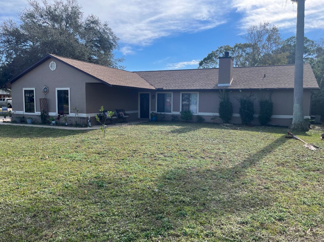 1842 Evergreen Dr, Edgewater, FL 32141 - House Rental in Edgewater, FL ...