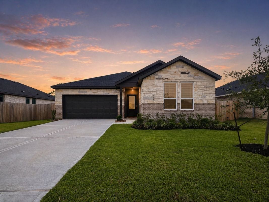 513 Robin Ct, Angleton, TX 77515 | Apartments.com