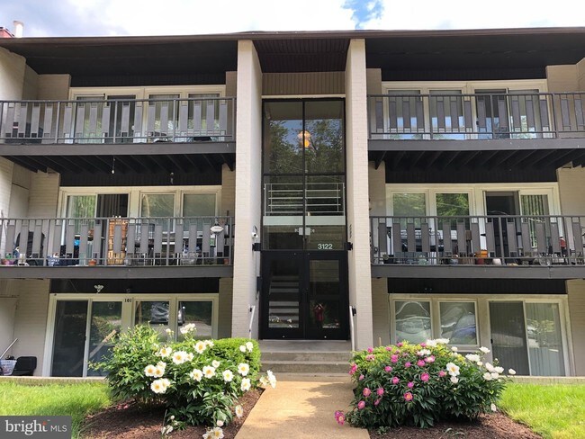 3122 Brinkley Rd Unit 303 Temple Hills Md 20748 Condo For Rent In