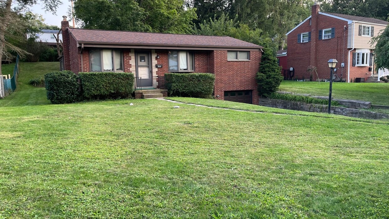 3111 Greenwald Rd, Bethel Park, PA 15102 - House Rental in Bethel Park ...