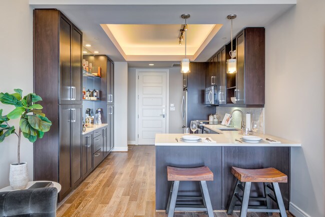 One Dallas Center - Apartments in Dallas, TX | Apartments.com