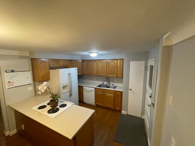 5789 E Kemper Rd, Cincinnati, OH 45241 - House Rental in Cincinnati, OH ...